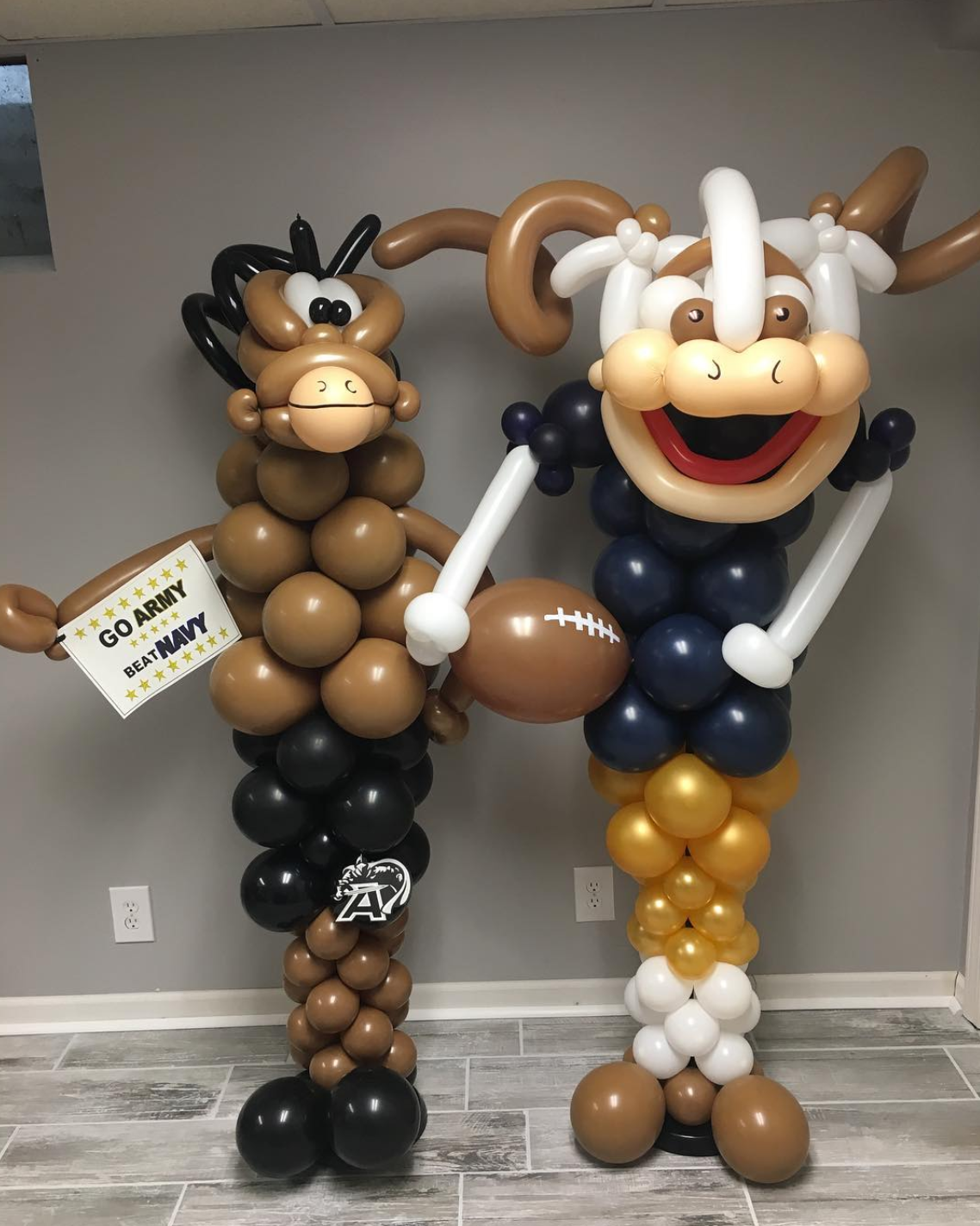 Life Size Characters - Balloons By Laura