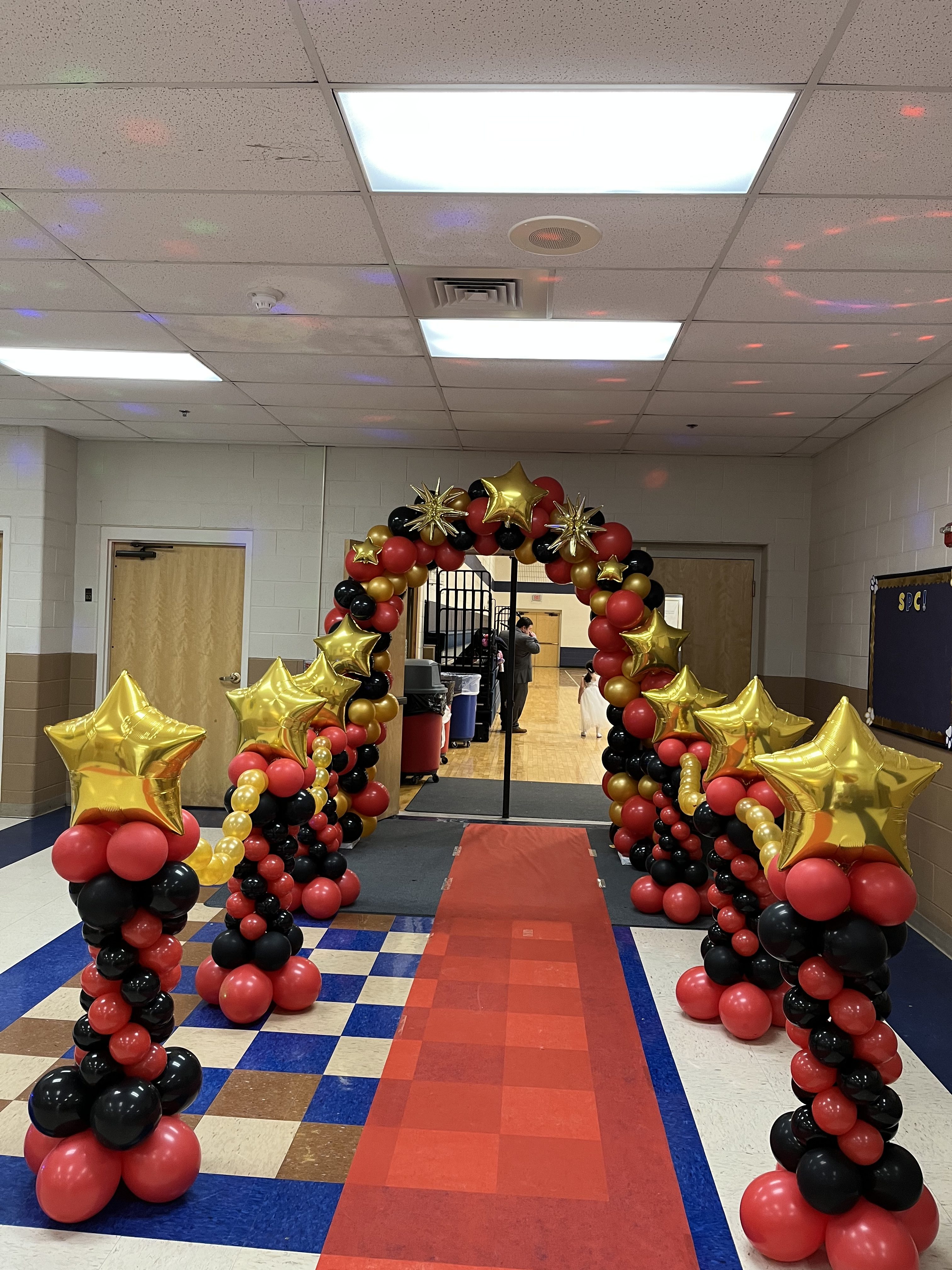 Balloon Decor | Balloons by Laura | Park Ridge, IL